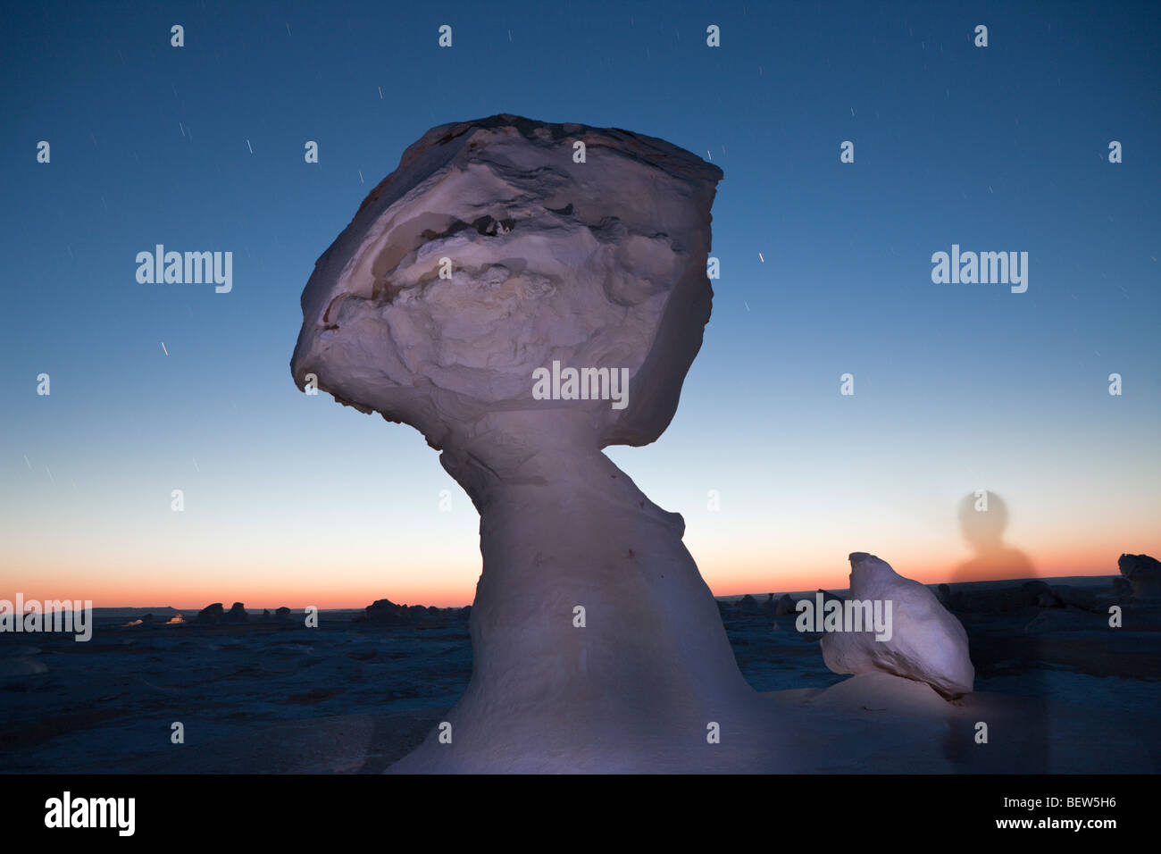 Night at White Desert National Park, Libyan Desert, Egypt Stock Photo ...
