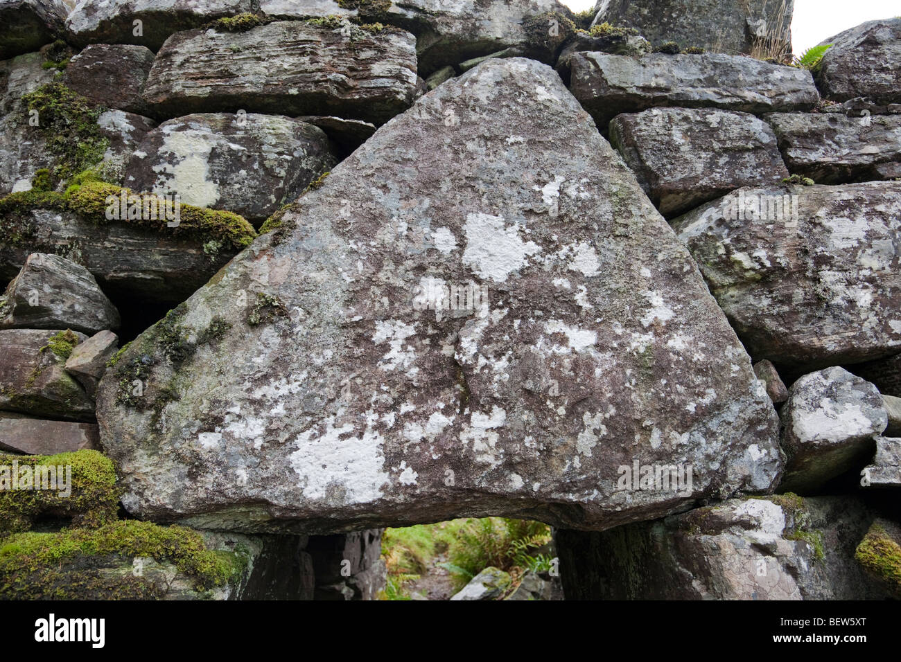 Caistel Grugaig Broch at Totaig, triangular lintel stone Stock Photo ...