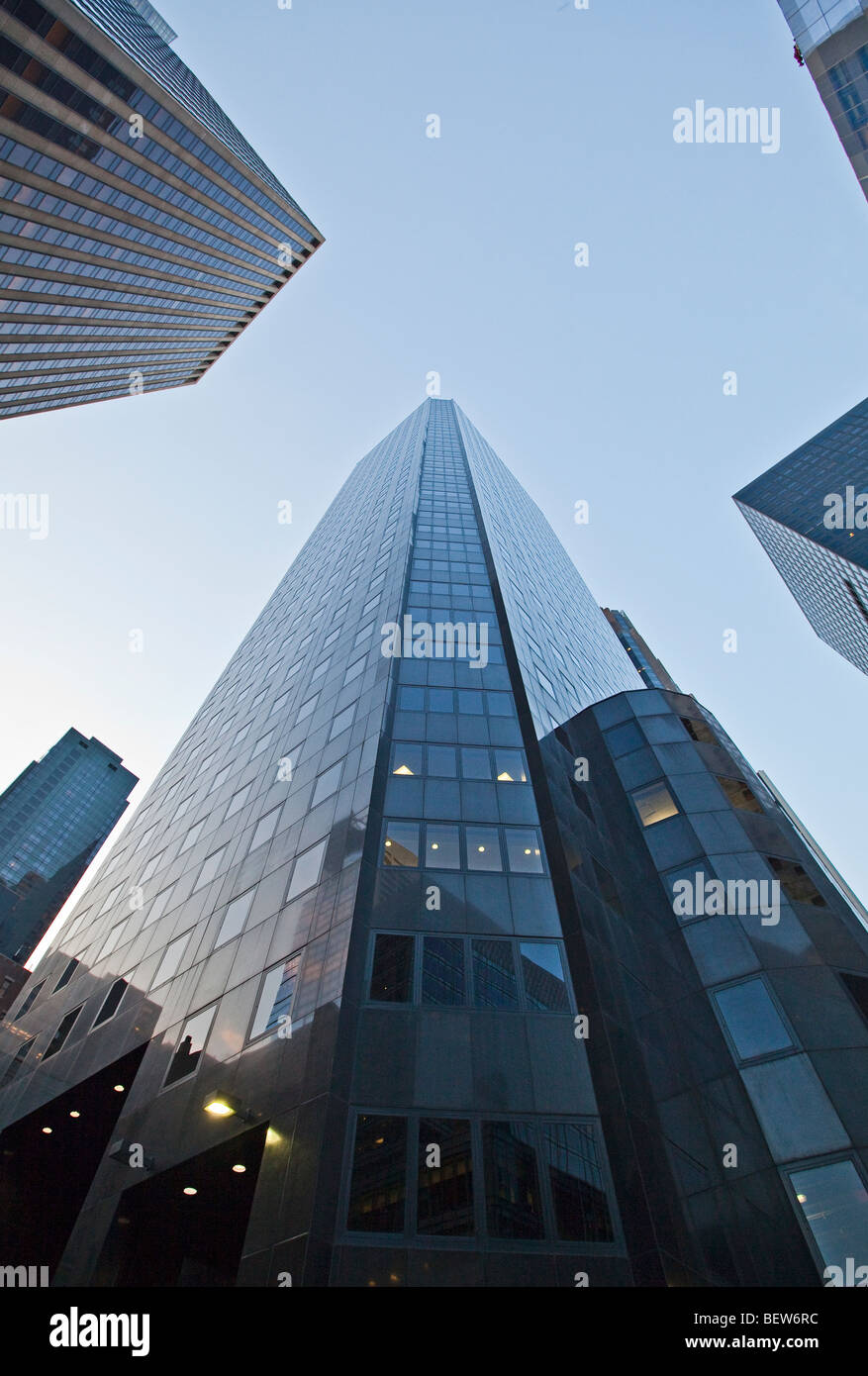 43rd street building hi-res stock photography and images - Alamy