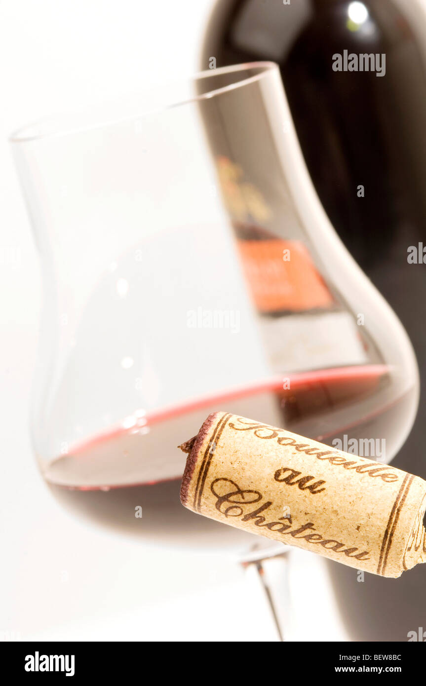 Bottle of claret hi-res stock photography and images - Alamy