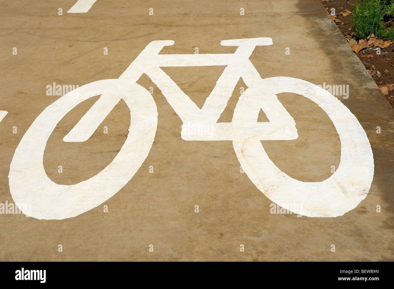 Shared path sign signs hi-res stock photography and images - Alamy