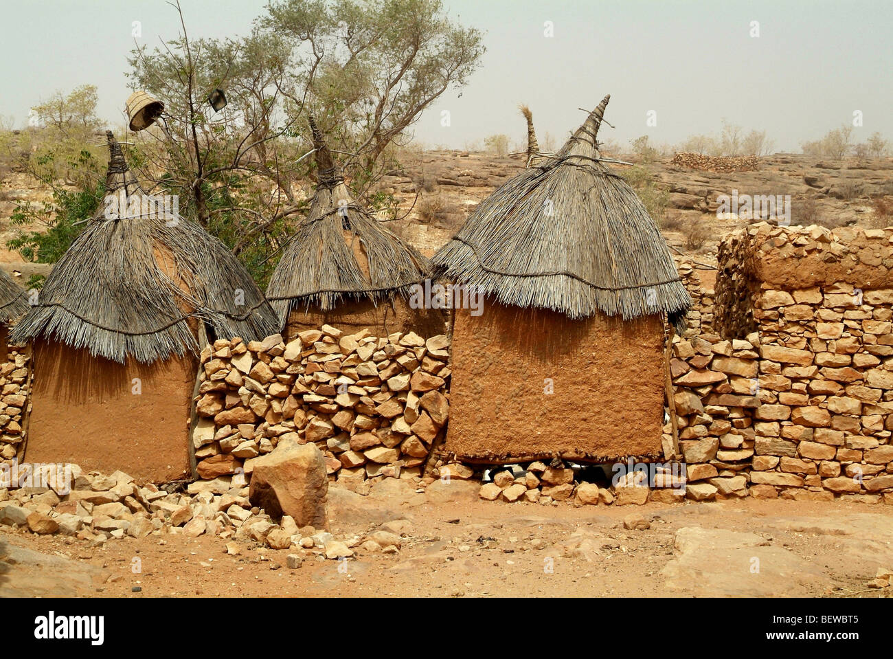 Traditional grain silos at the Dogon village of Bandjagara, Mali Stock ...