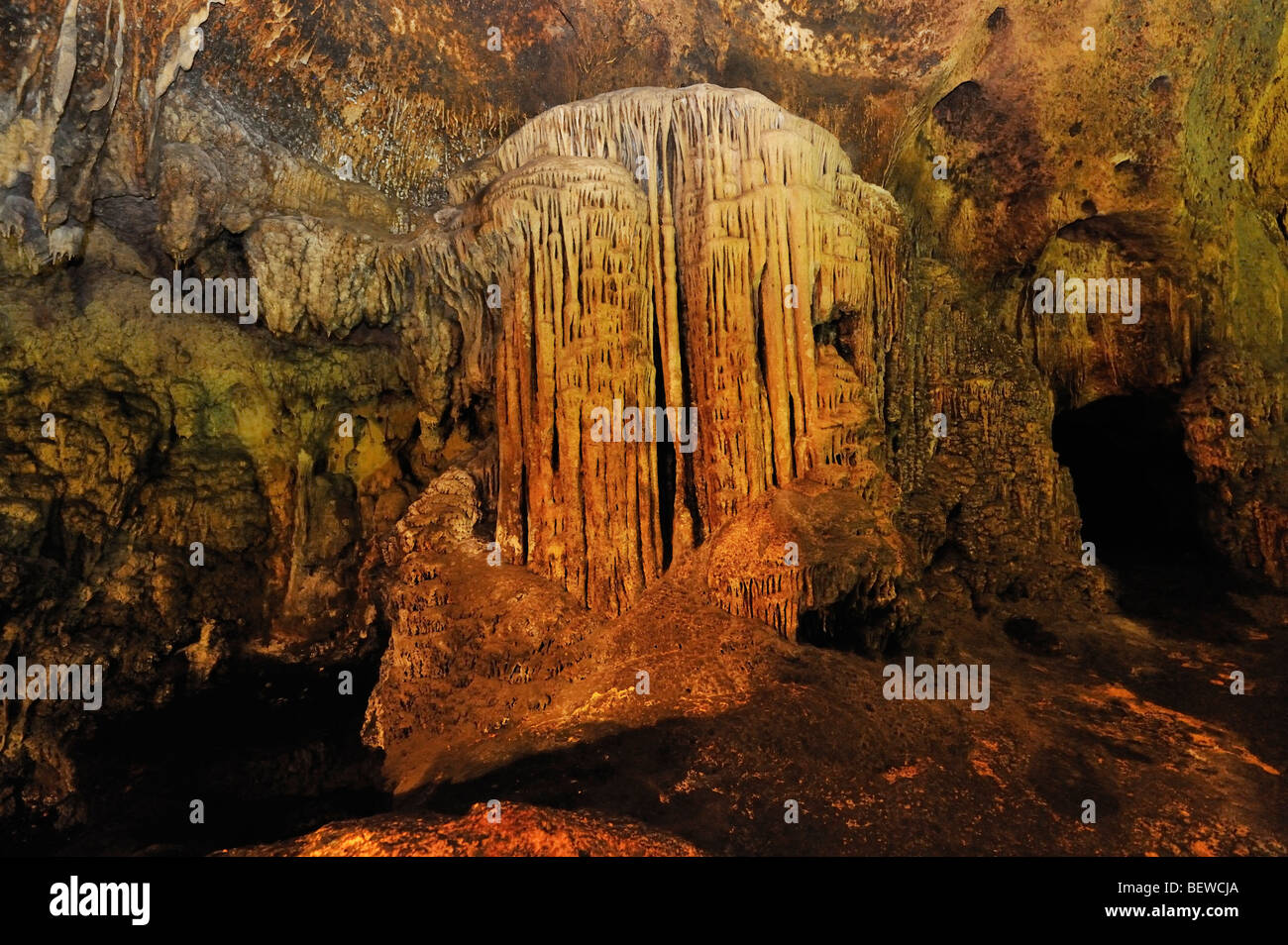 Loltun Caves (Grutas del Loltun), Yucatan, Mexico Stock Photo - Alamy