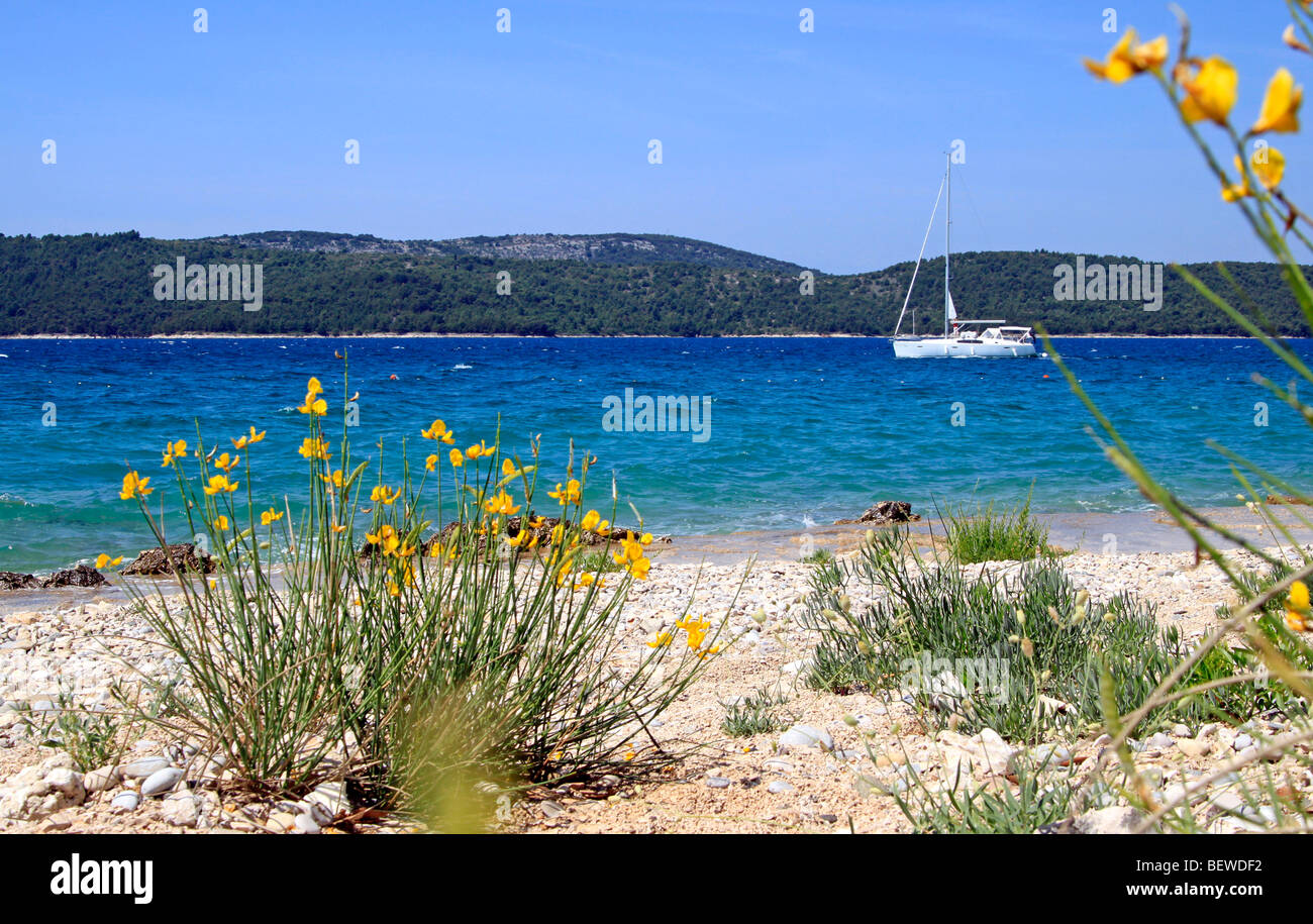 Sailing boat mediterranean hi-res stock photography and images - Alamy