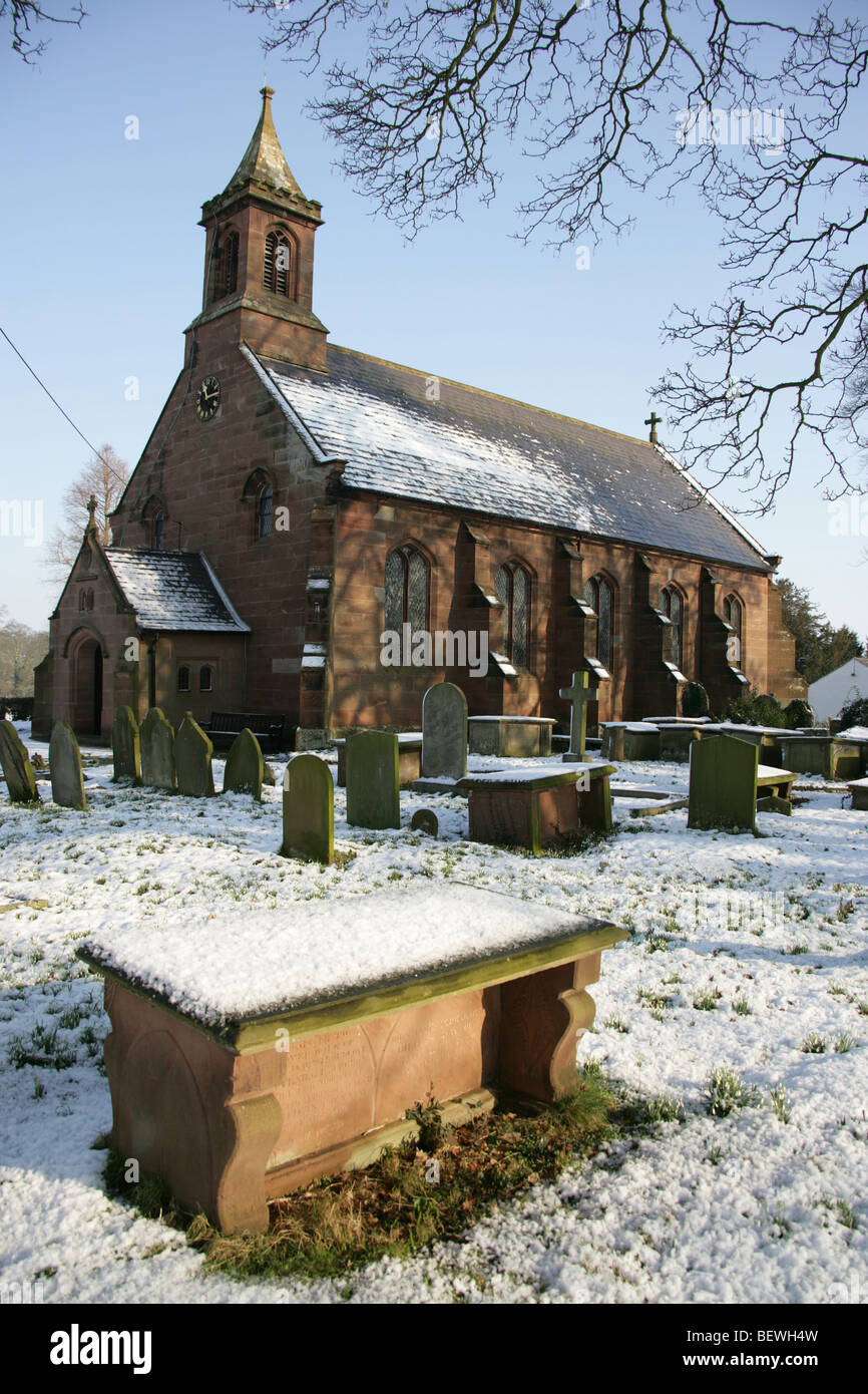 Village of Coddington, England. Winter snowy view of the 19th century ...
