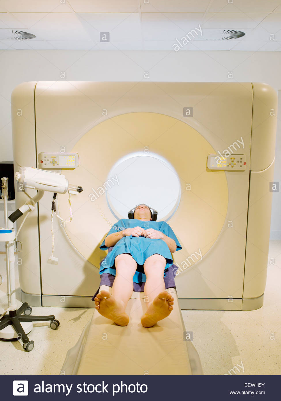 Mri Machine Stock Photos & Mri Machine Stock Images - Alamy