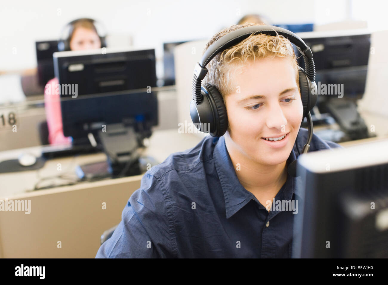 Class communicate hi-res stock photography and images - Alamy