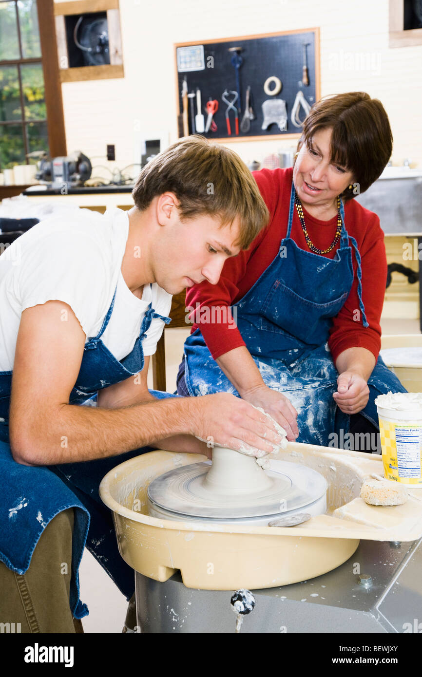 Pottery wheel college students hi-res stock photography and images - Alamy