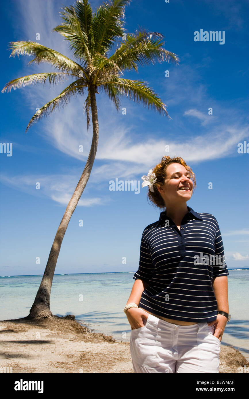 Tahaa beach hi-res stock photography and images - Alamy