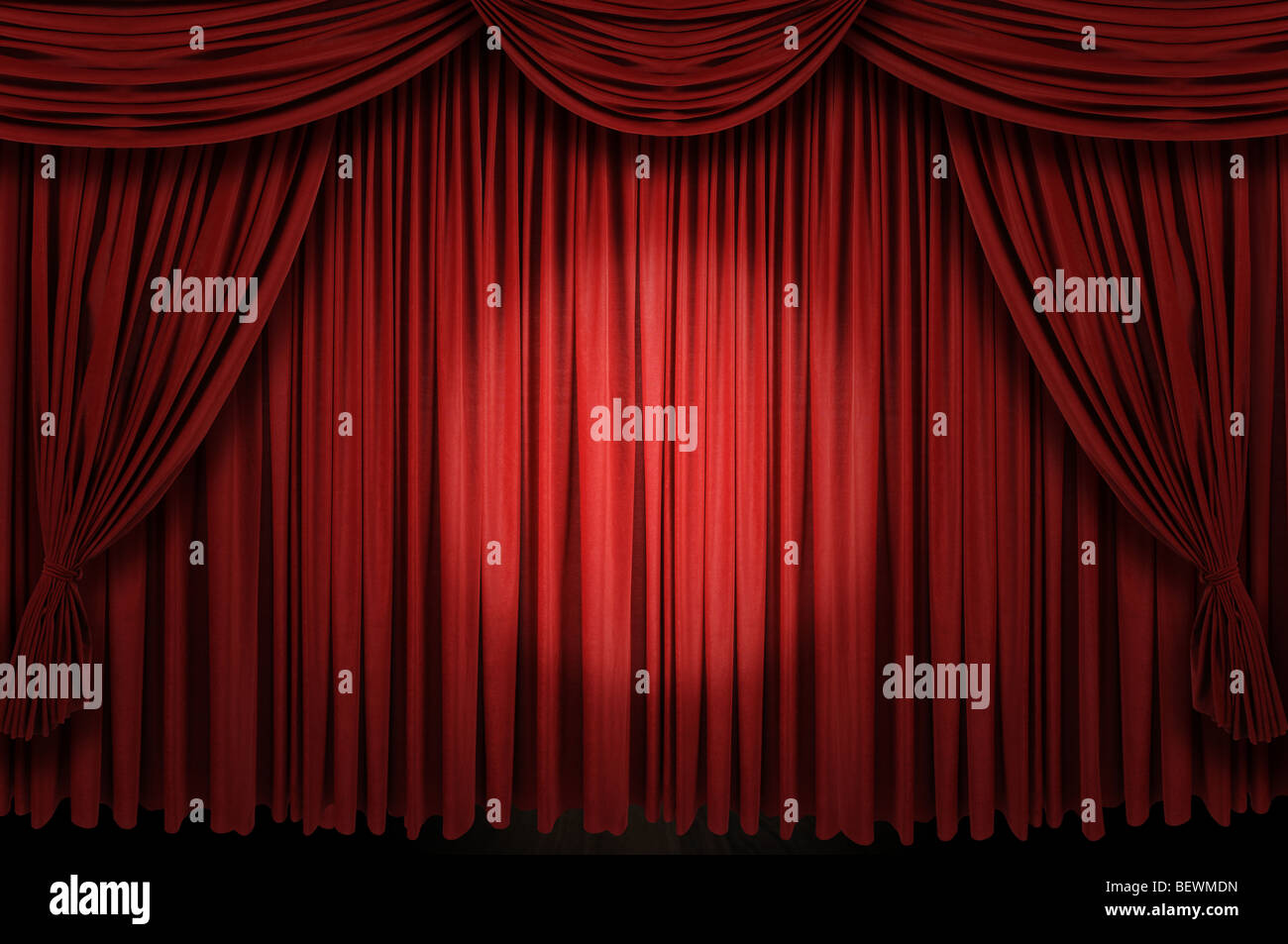 Curtain stage hi-res stock photography and images - Alamy
