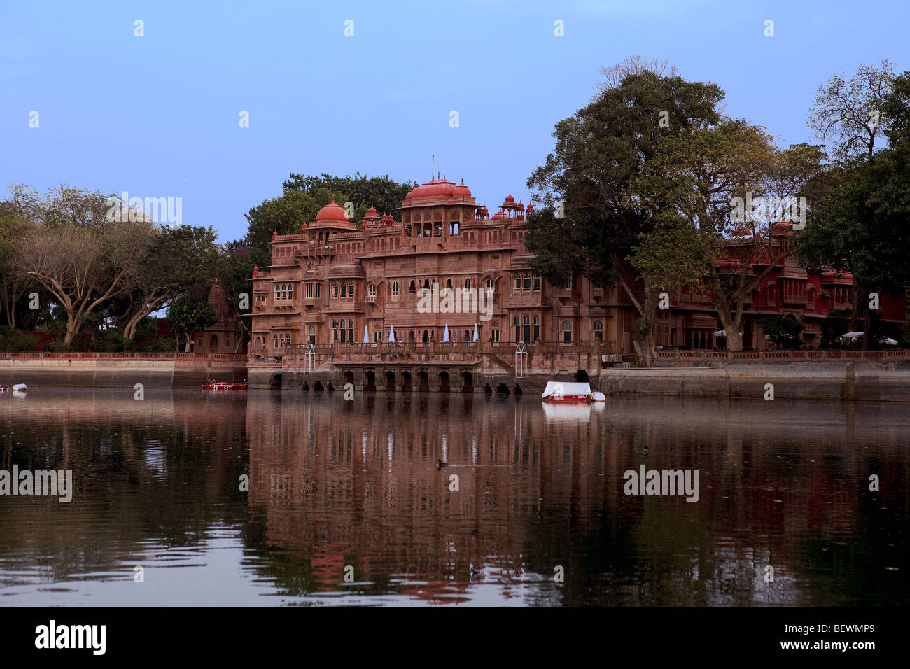 Gajner palace hi-res stock photography and images - Alamy