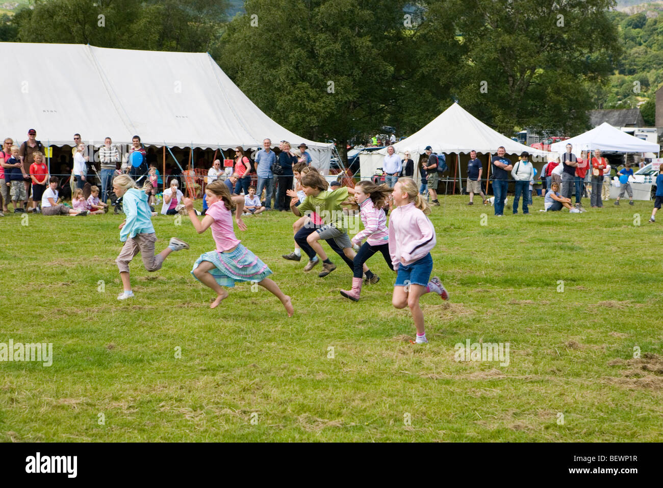 Children's race at the Coniston Country Fair Stock Photo - Alamy