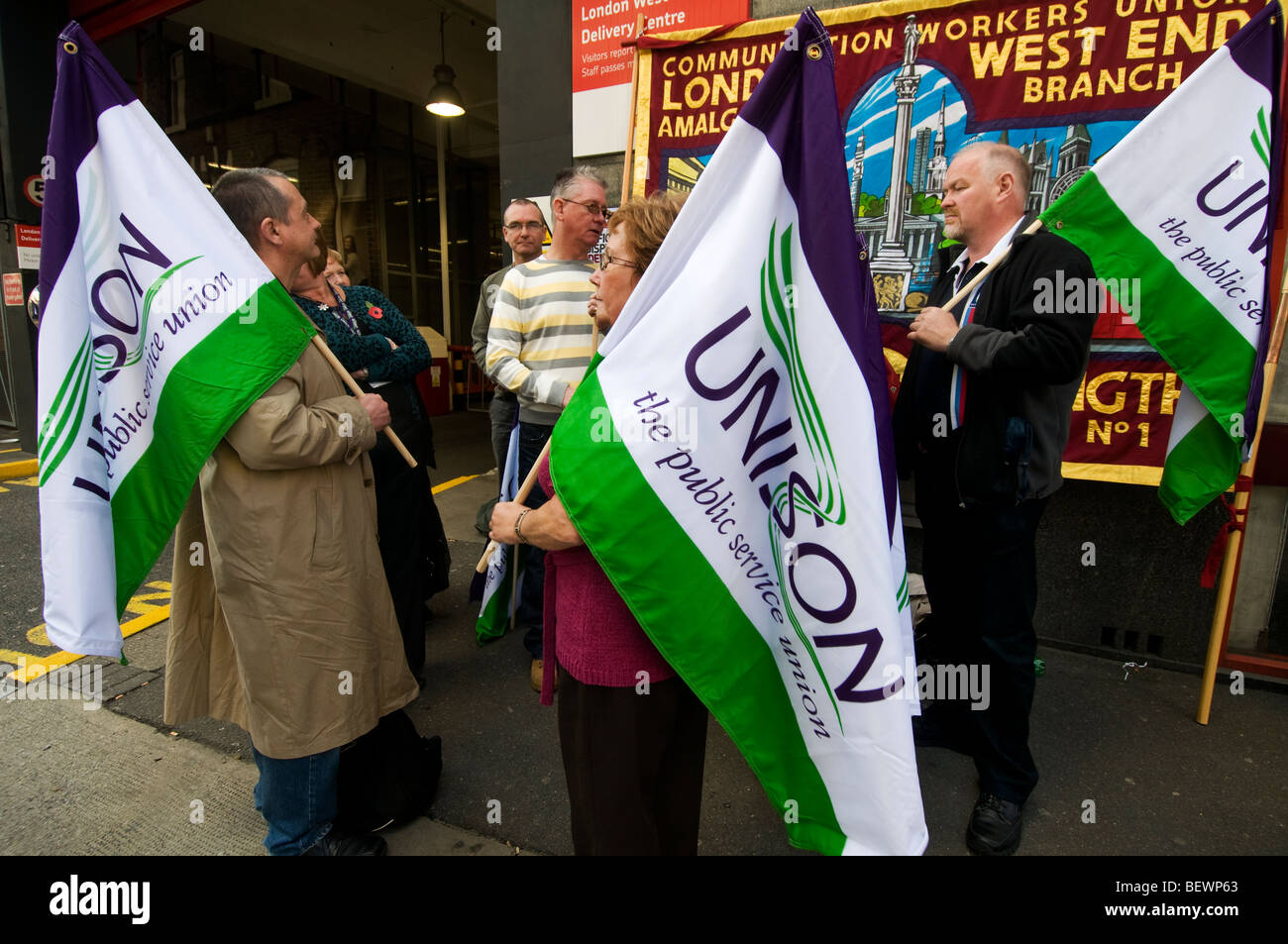 Royal mail communication workers union hi-res stock photography and ...