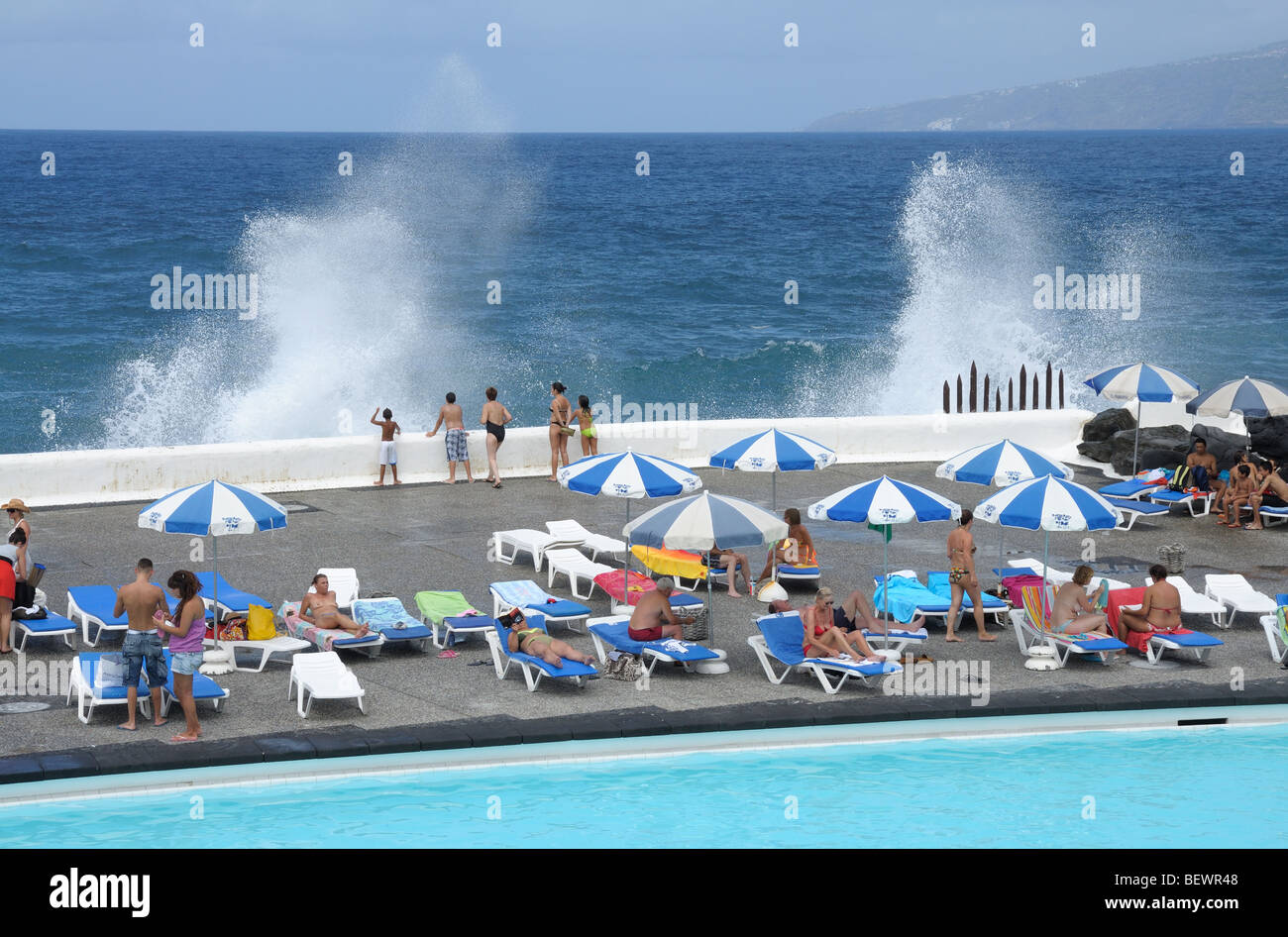 Lago Martianez - sea-water pool complex in Puerto de la Cruz, Tenerife ...