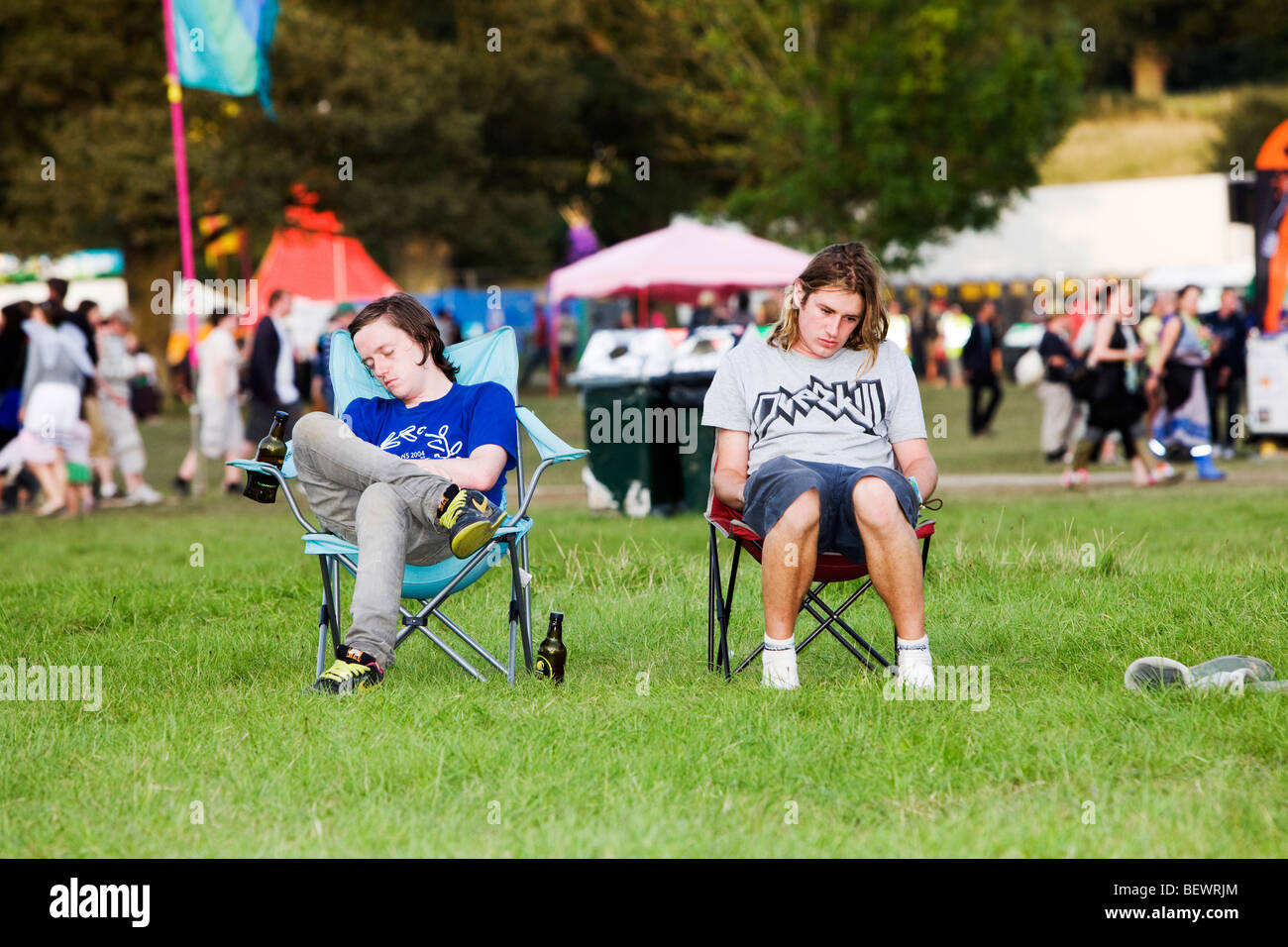 Drunk party uk hi-res stock photography and images - Alamy