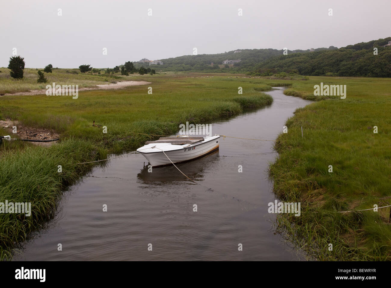 Boat in water hi-res stock photography and images - Alamy
