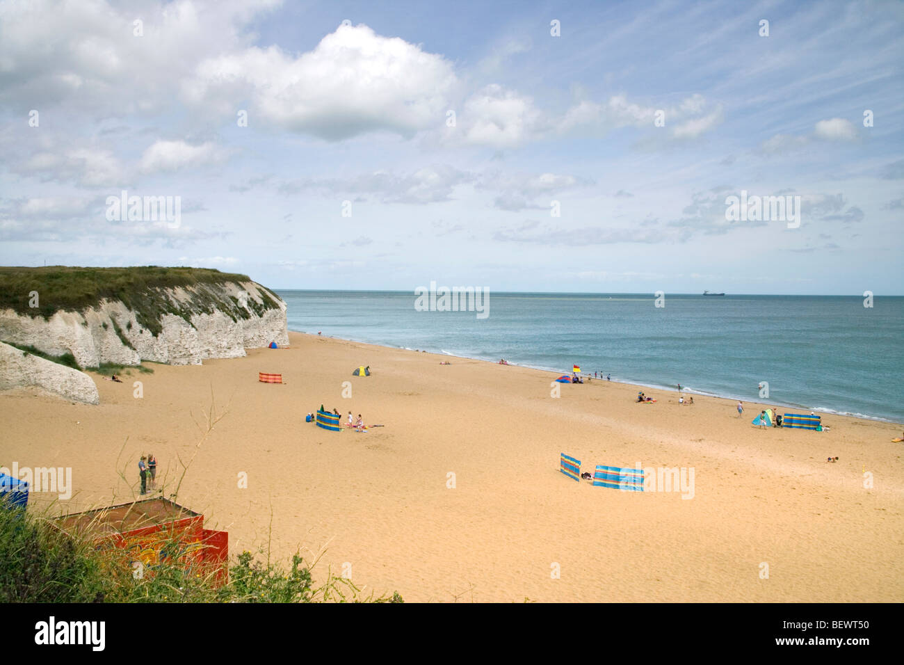 Kent sea sand beach hi-res stock photography and images - Alamy