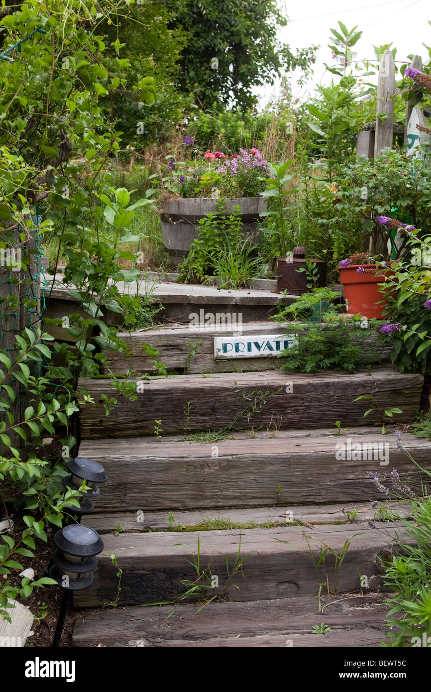 Private garden hi-res stock photography and images - Alamy