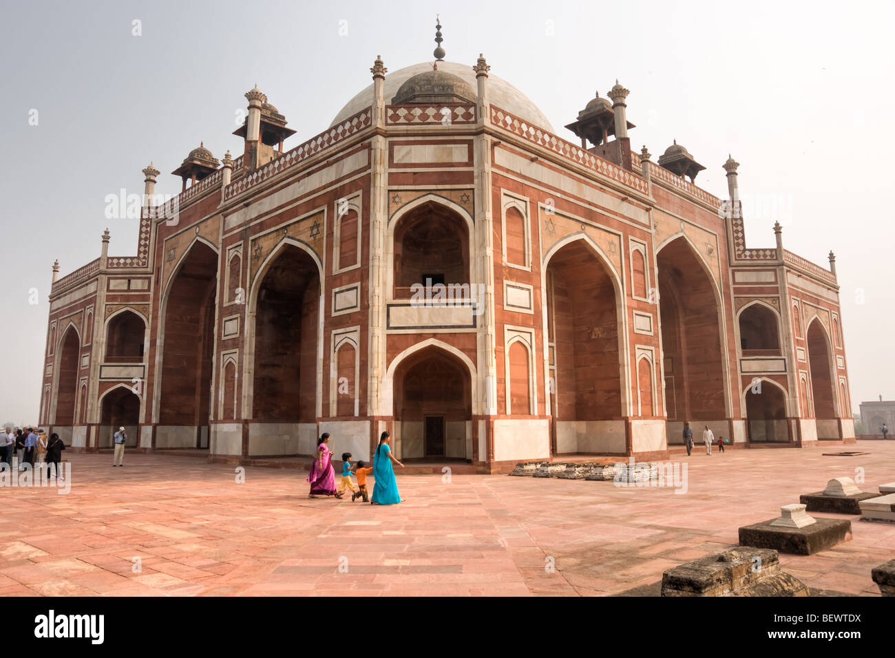 Humayun tomb agra delhi india hi-res stock photography and images - Alamy