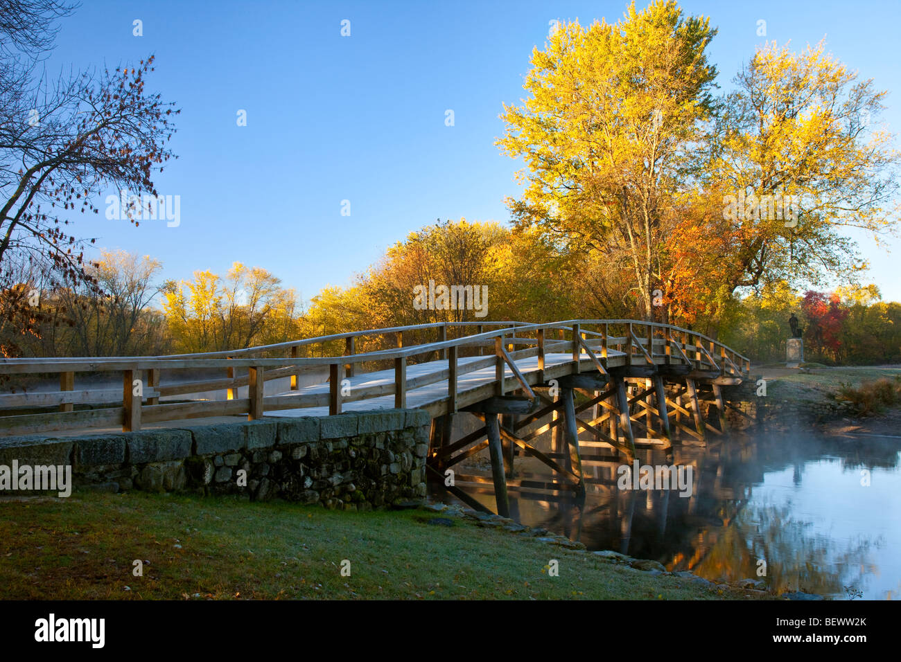 Autumn view of Old North Bridge at dawn, Concord Massachusetts USA ...