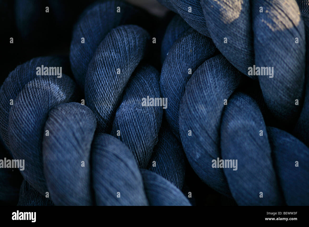 Giant old rope / hawser Stock Photo - Alamy