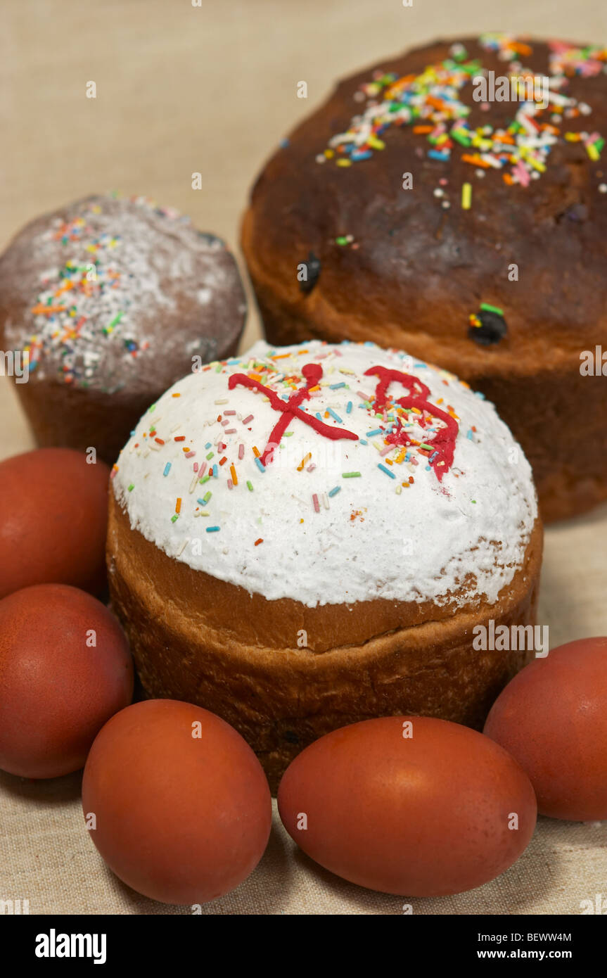 Easter cake and paschal eggs Stock Photo - Alamy
