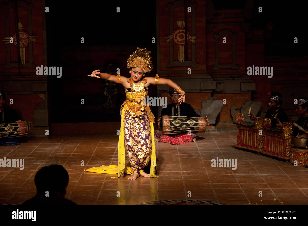 Legong Kraton female Balinese dancer, Bali Stock Photo - Alamy