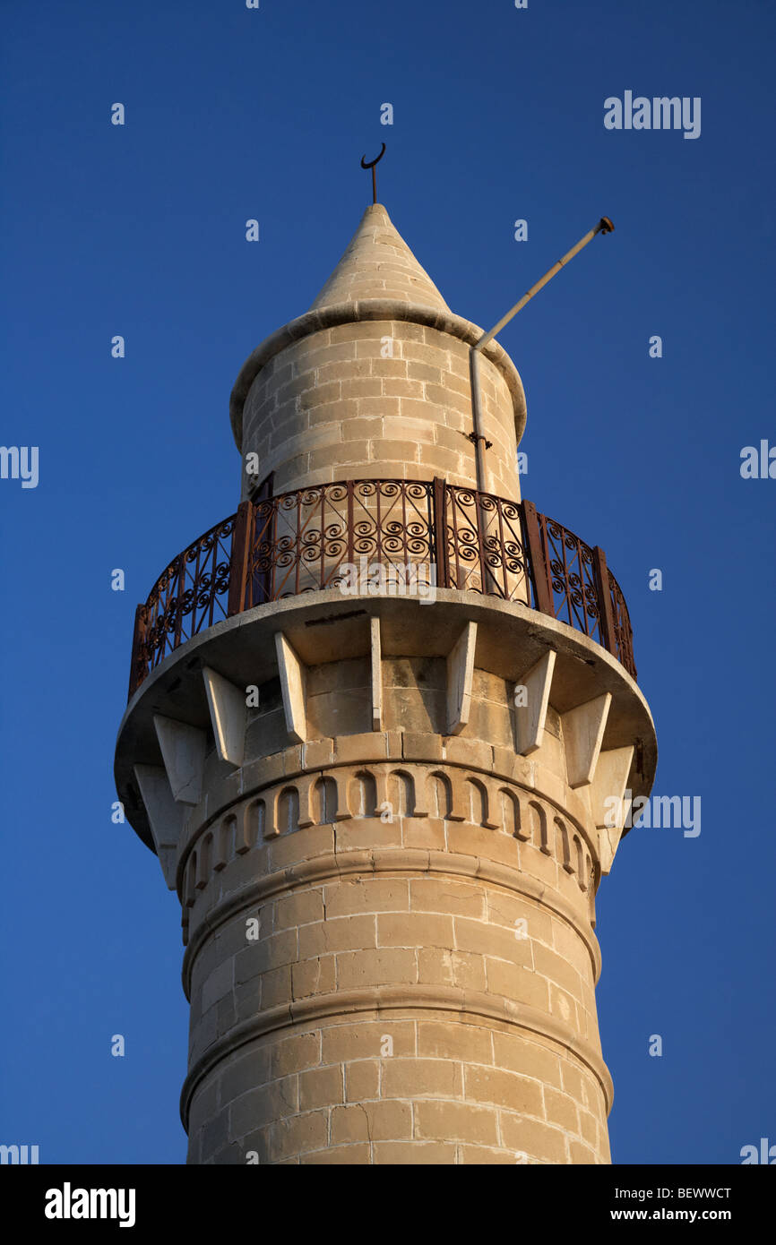 Mosque single minaret tower hi-res stock photography and images - Alamy