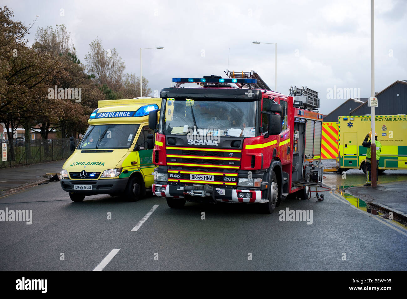 Fire engine and ambulances at scene of car crash RTC Stock Photo - Alamy
