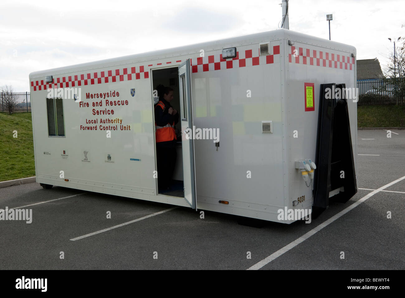 Mobile emergency control room for local authority for use at major ...