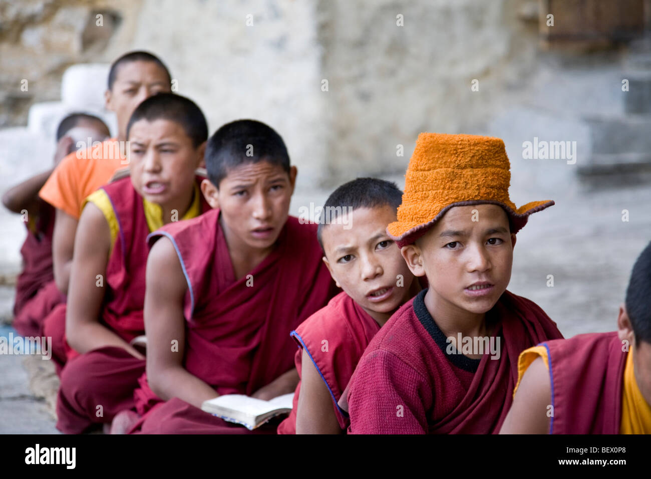 Novice monks at school hi-res stock photography and images - Alamy