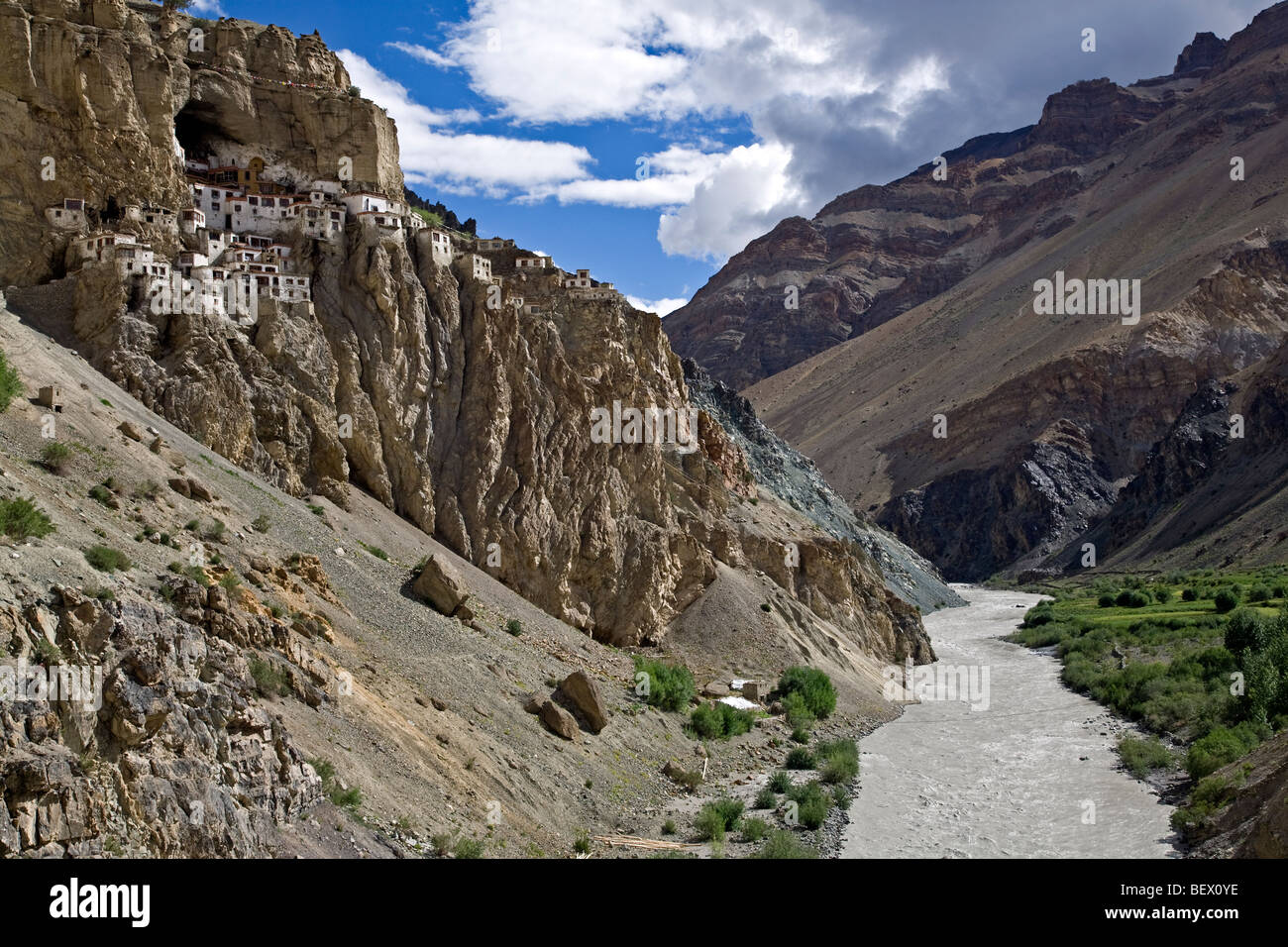 Zanskar valley hi-res stock photography and images - Alamy