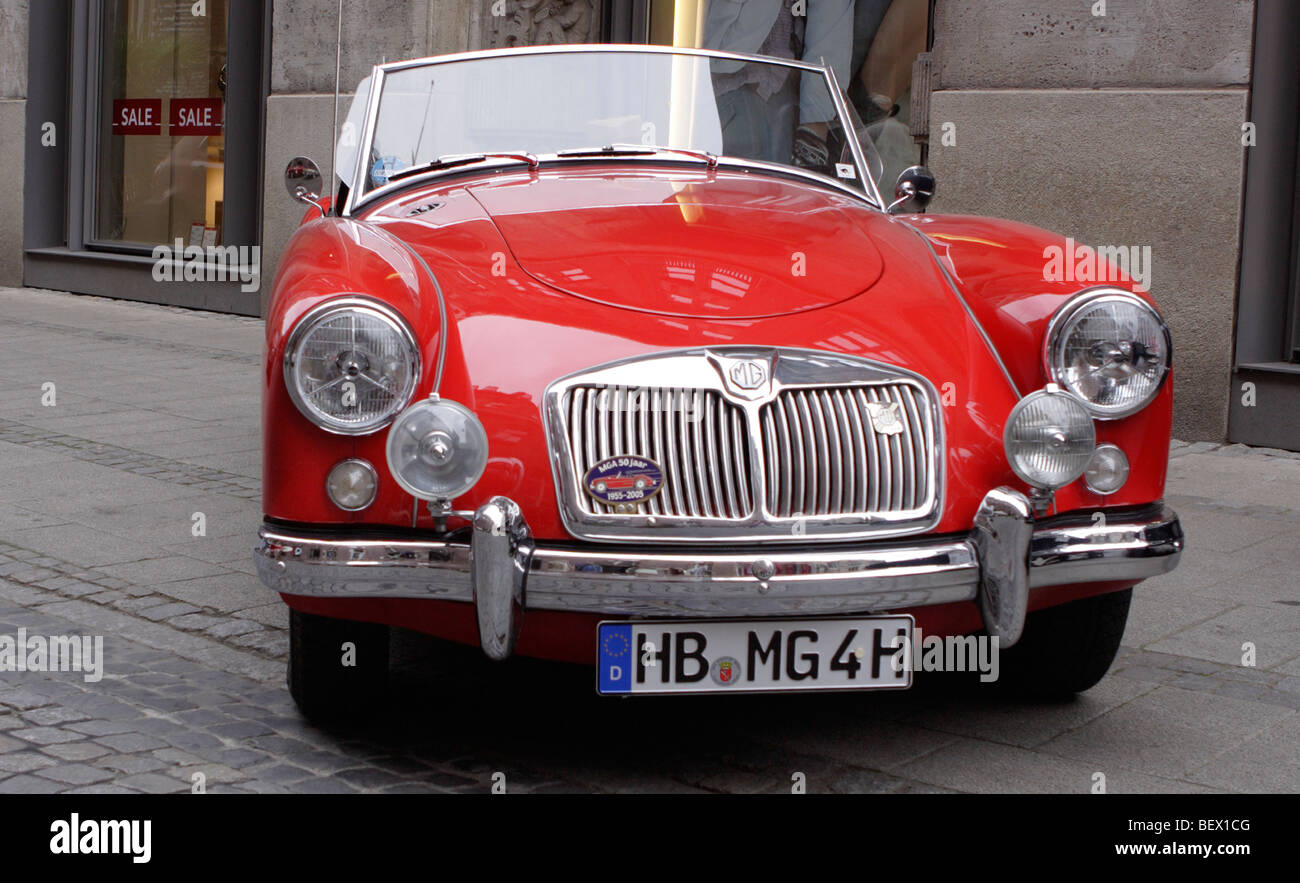 Mga car hi-res stock photography and images - Alamy