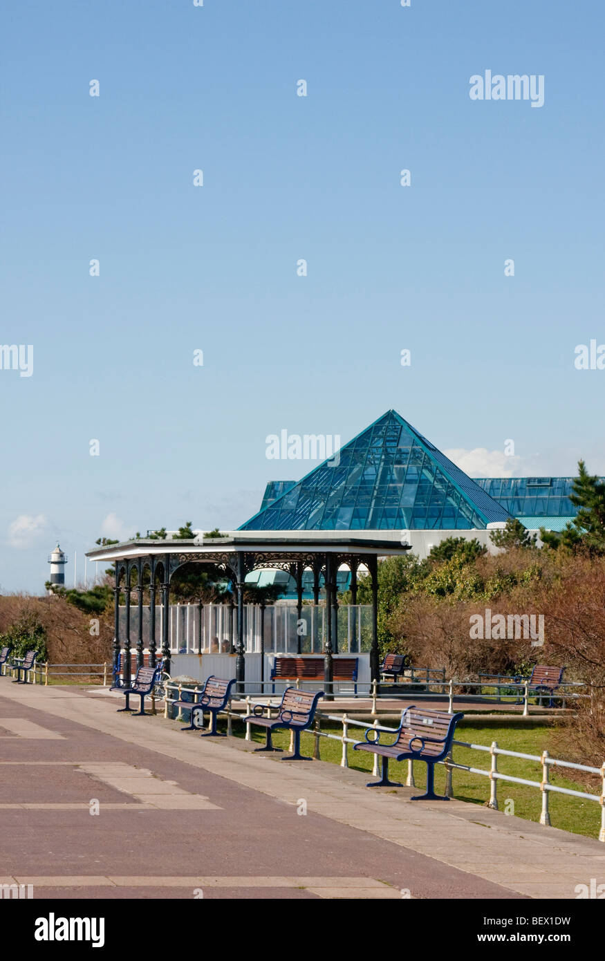 Portsmouth pyramids centre southsea hi-res stock photography and images ...