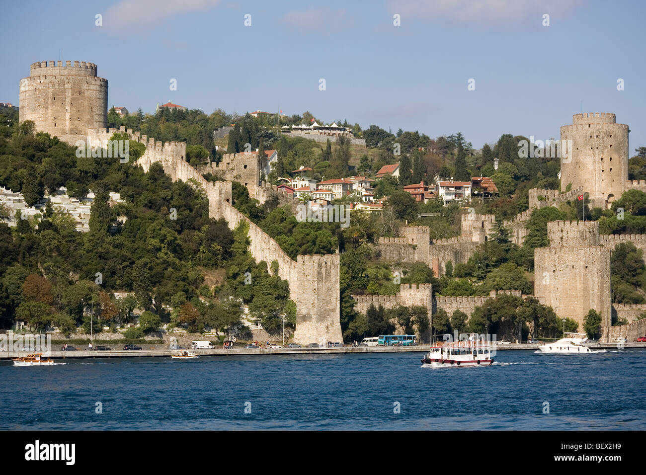 Fort istanbul hi-res stock photography and images - Alamy