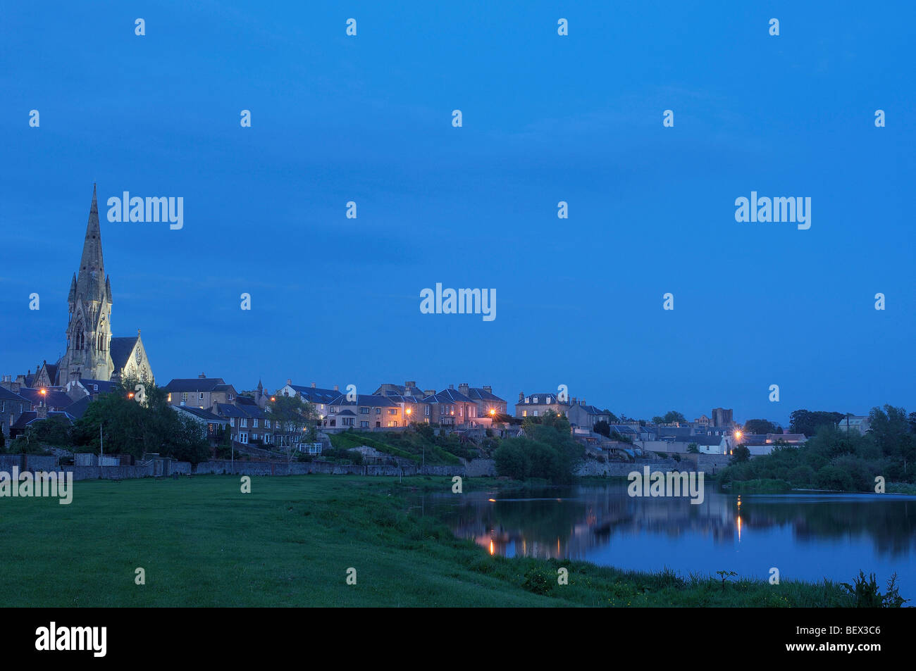 Kelso at dusk scottish borders hi-res stock photography and images - Alamy