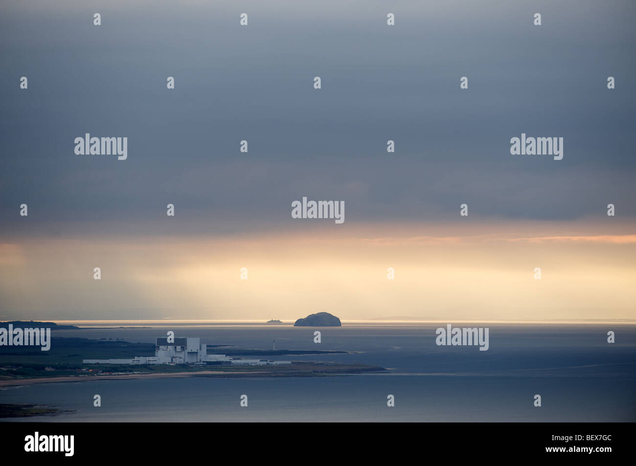 Torness nuclear power station, Scotland, UK Stock Photo - Alamy