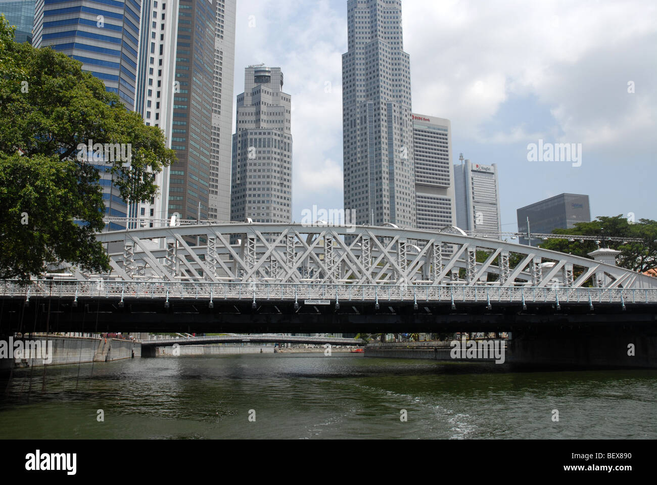 Anderson Bridge and downtown city skyline, Singapore Stock Photo - Alamy
