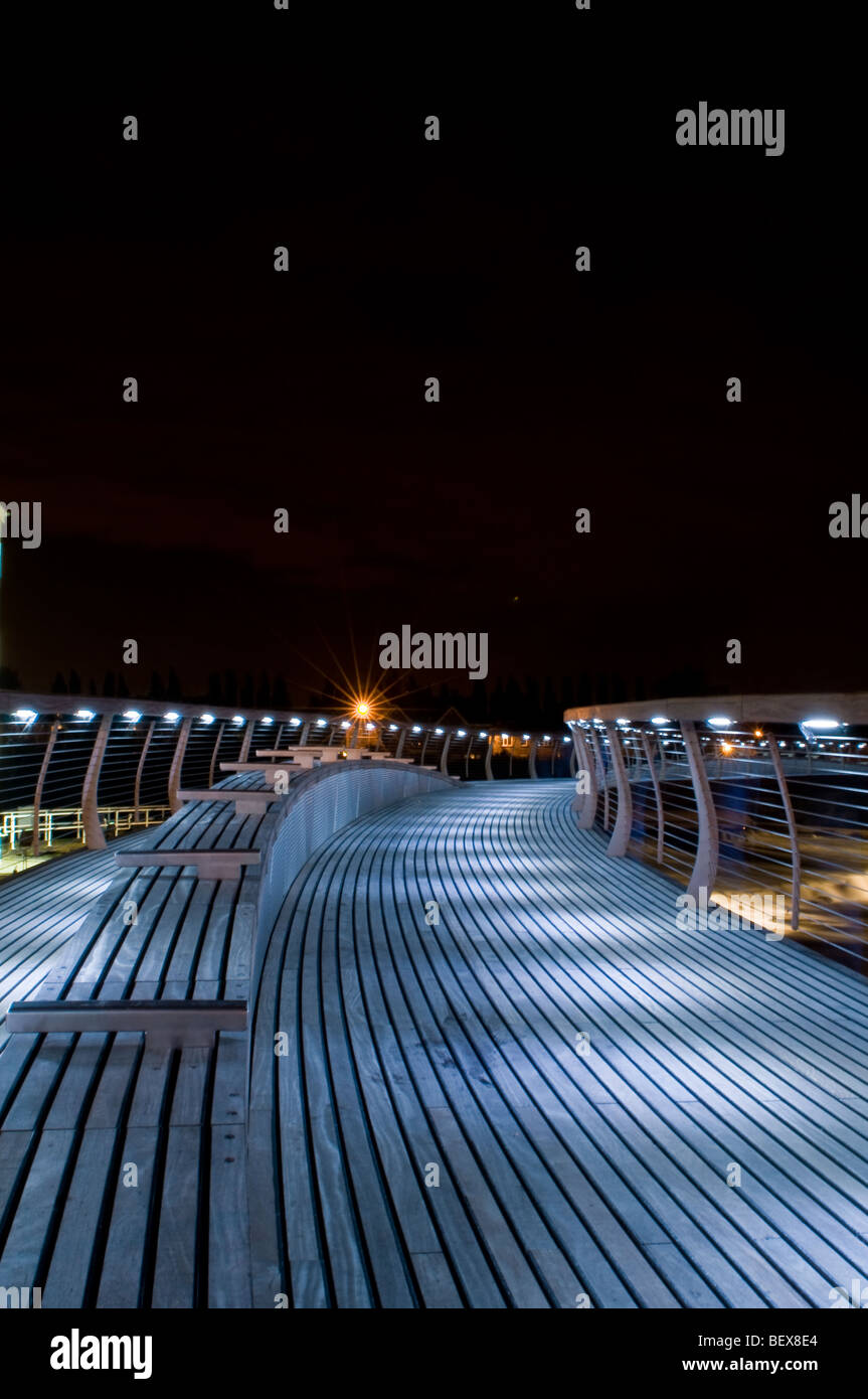 An image of the Castleford footbridge over the river Aire, as seen on ...