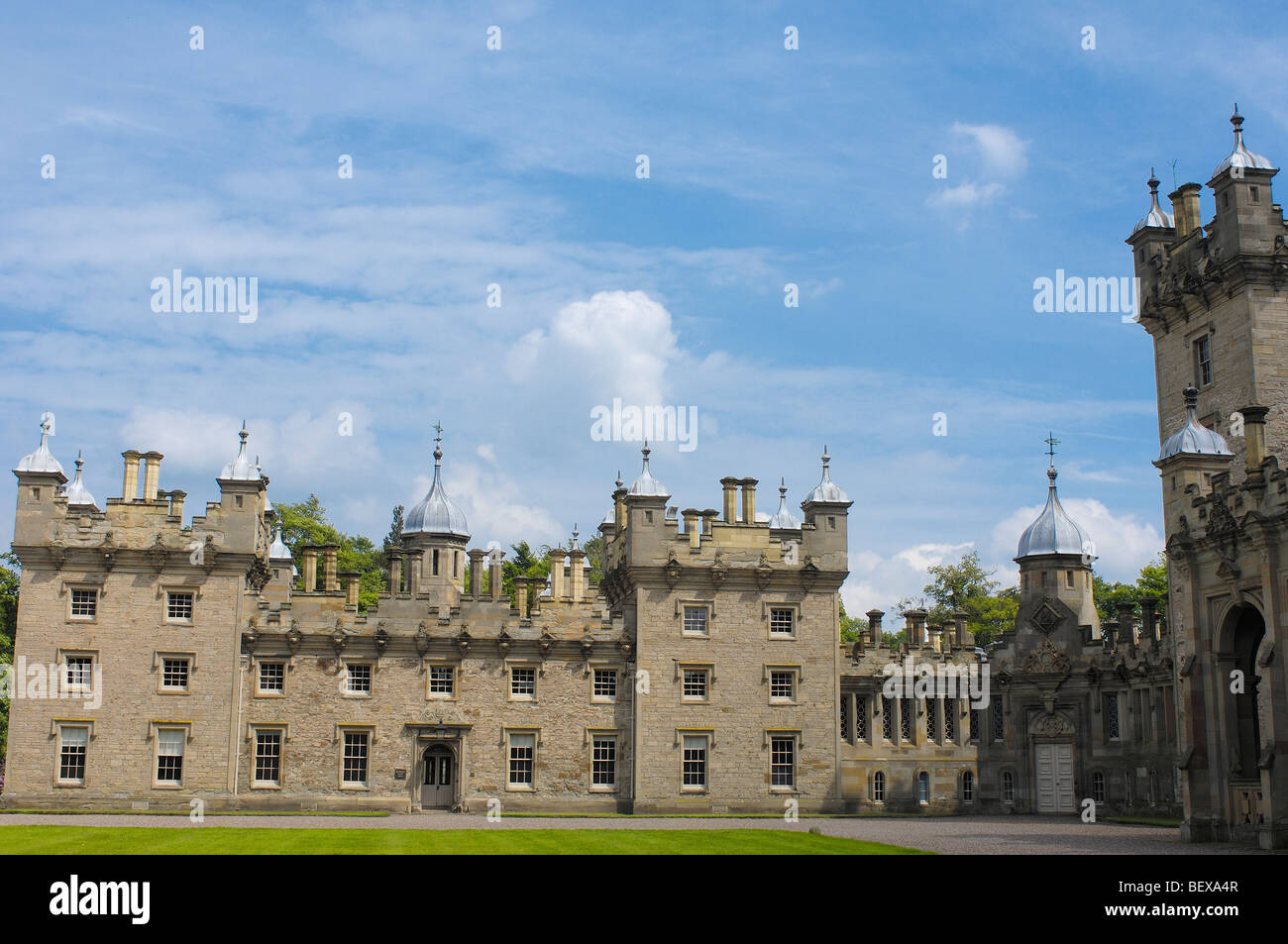 Floors castle gardens hi-res stock photography and images - Alamy