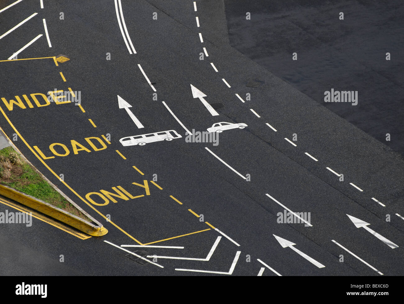 Load line hi-res stock photography and images - Alamy