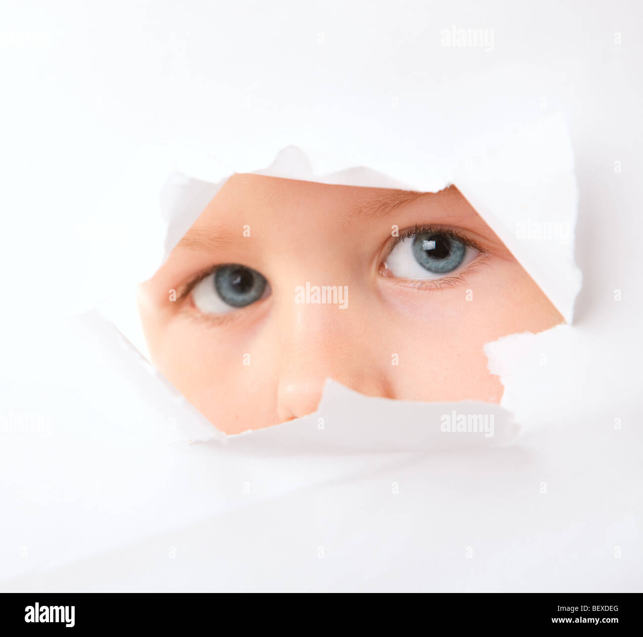 Eye paper hi-res stock photography and images - Alamy