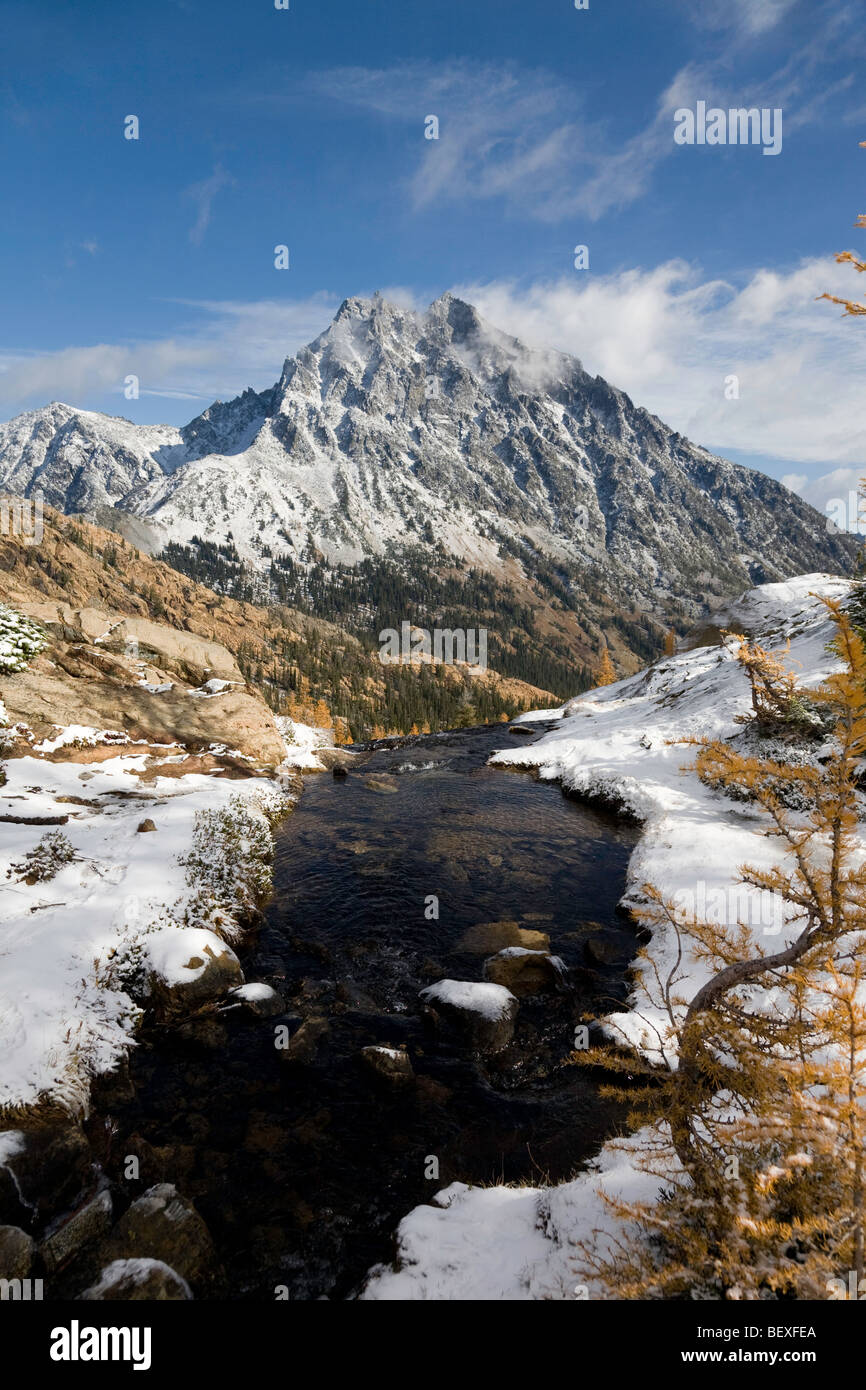 Mount Stuart with Larch Trees turning gold in the Autumn, Lake Ingalls ...