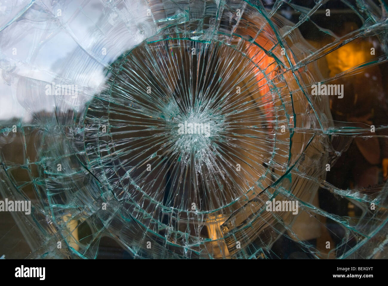 Broken window pane Stock Photo - Alamy