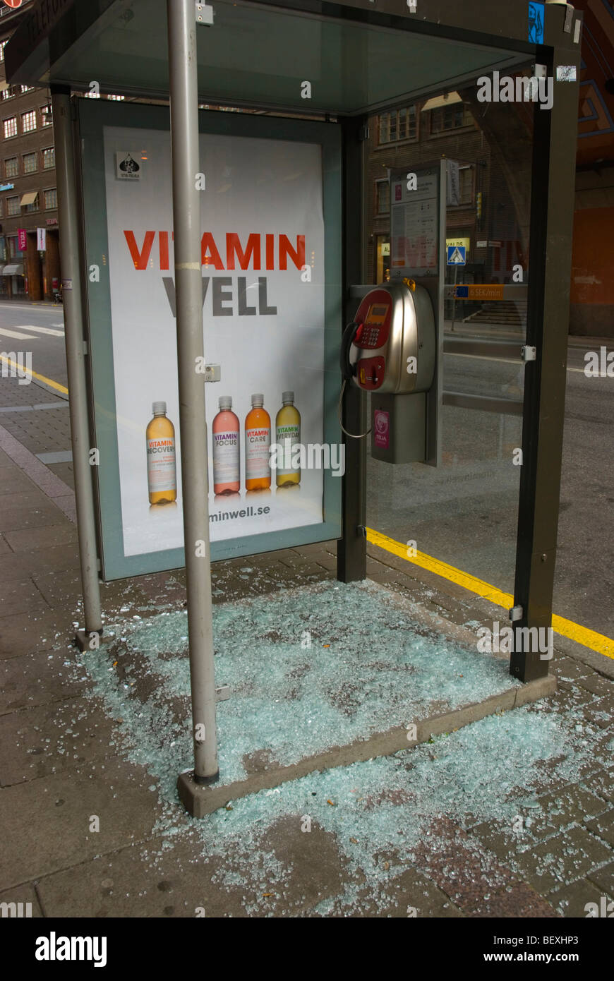 Broken booth hi-res stock photography and images - Alamy