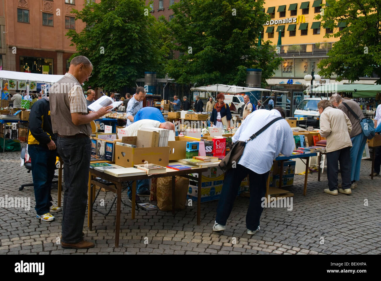 H torget square hi-res stock photography and images - Alamy