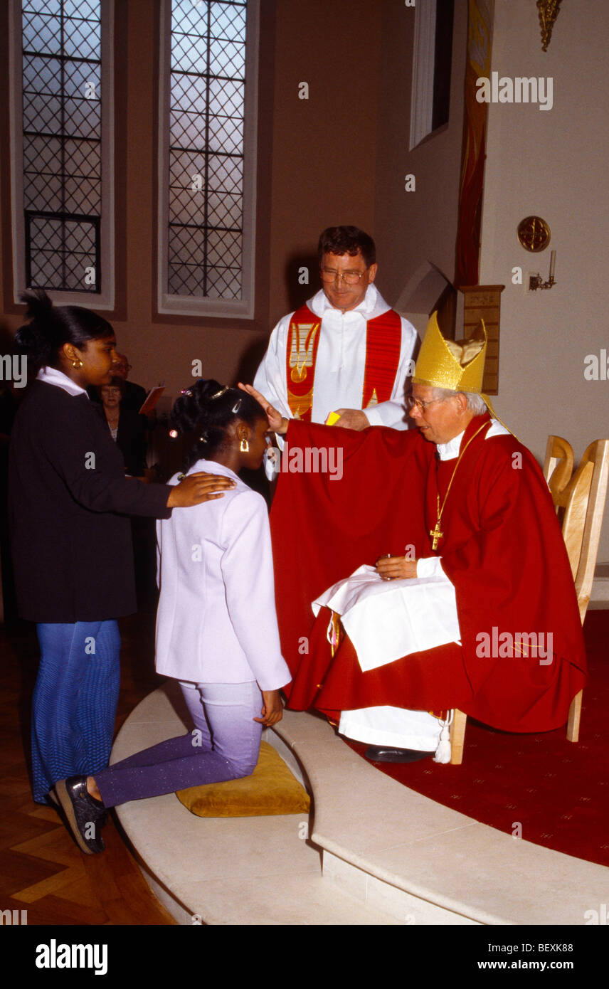 Confirmation catholic hi-res stock photography and images - Alamy