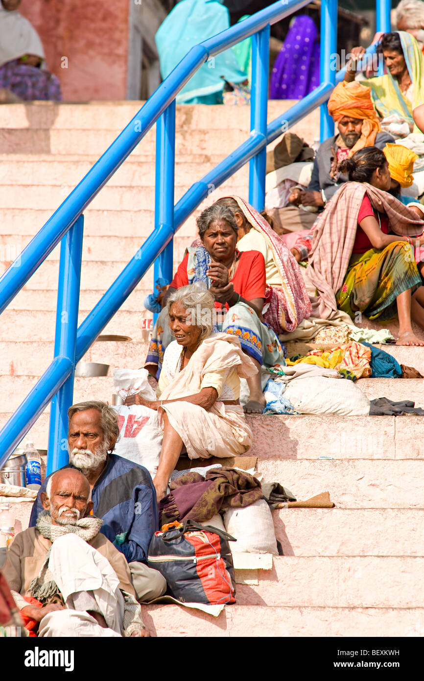 Gaya ghat hi-res stock photography and images - Alamy