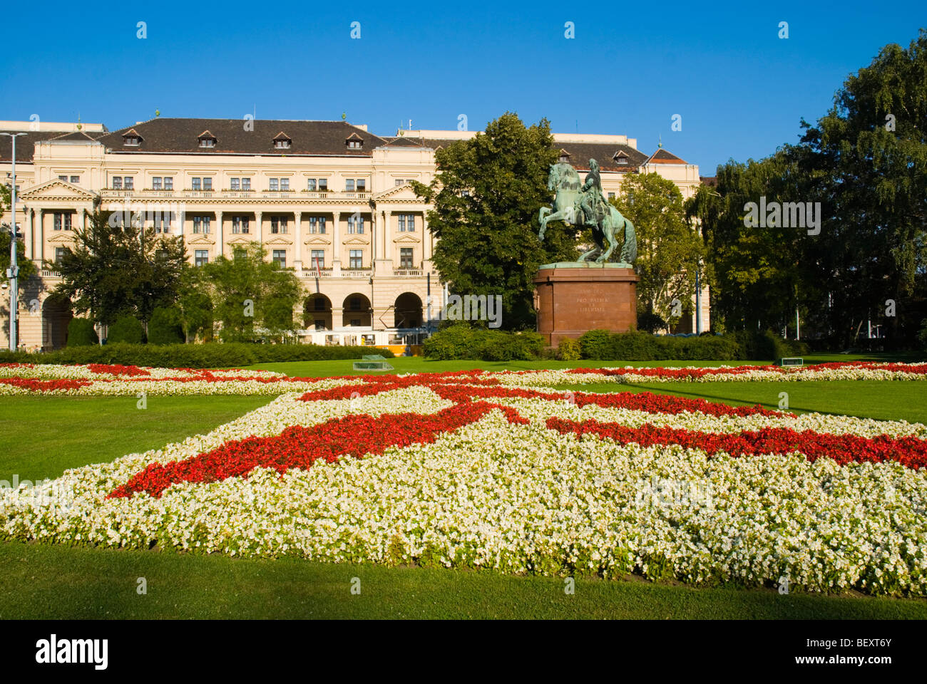 Kossuth square budapest hi-res stock photography and images - Alamy