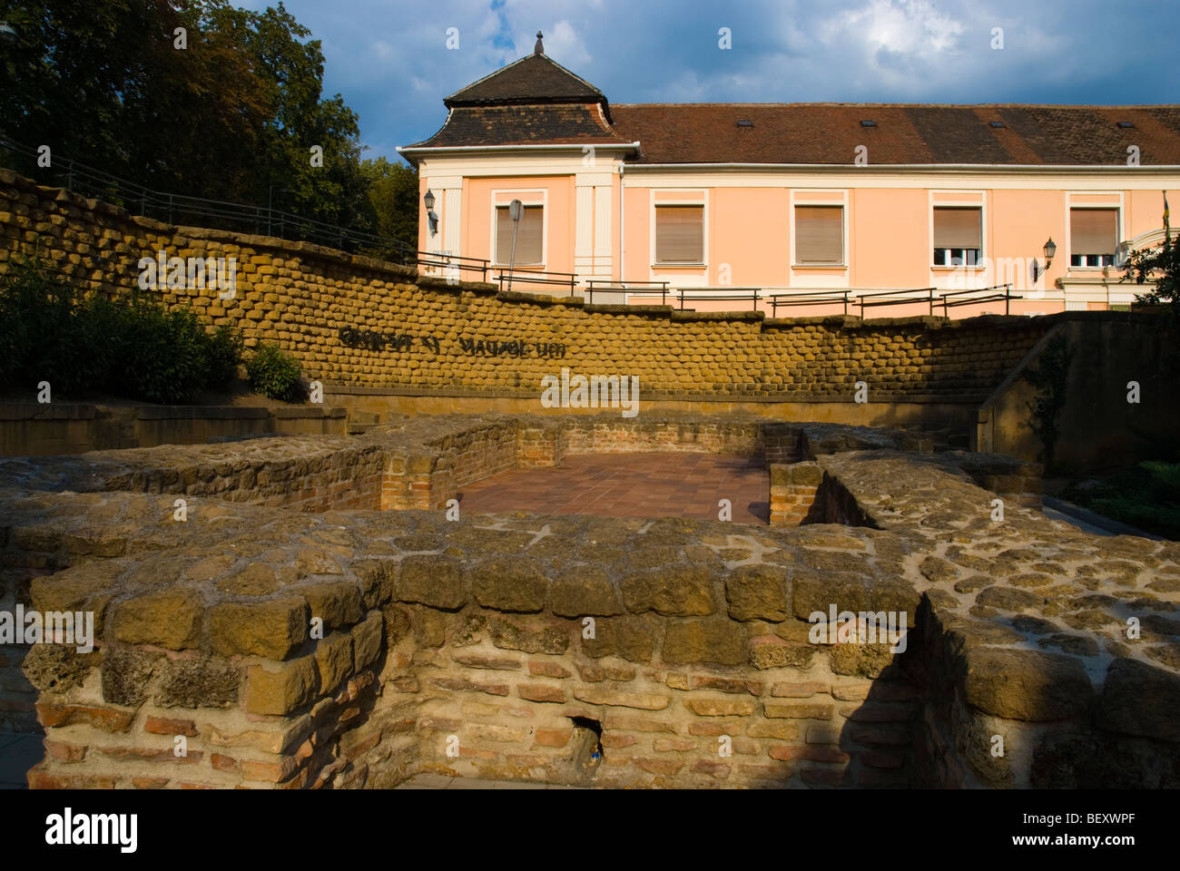 Ancient roman cemetery hi-res stock photography and images - Alamy